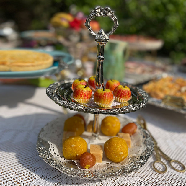STANDS – TABLE WARE