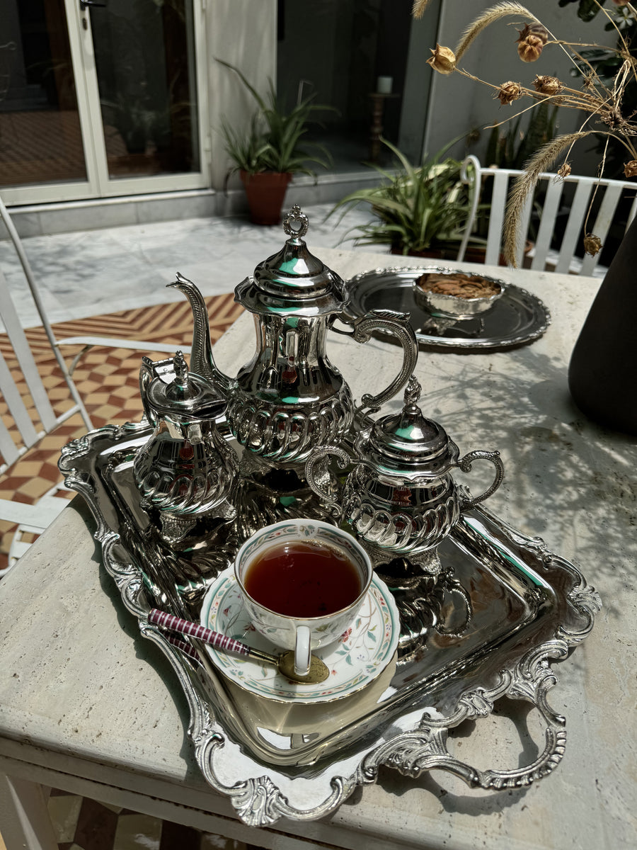 Scalloped Tea Set – TABLE WARE
